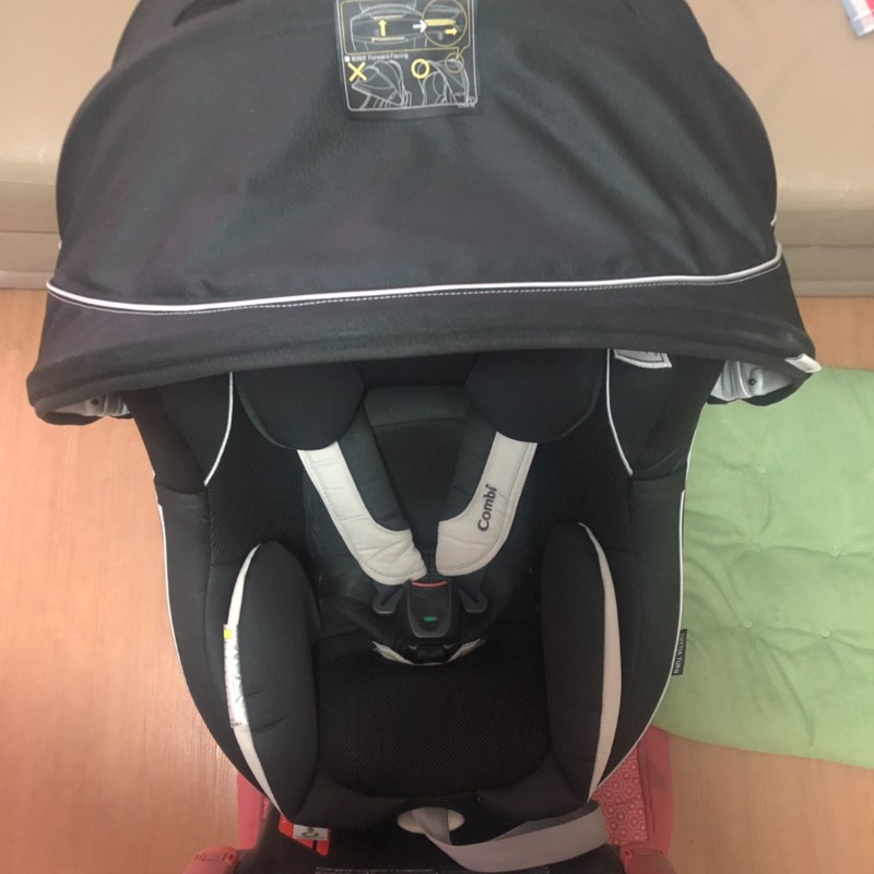 คาร์ซีท Combi รุ่น Luxtia Turn | mombiestreet สินค้าแม่และเด็ก