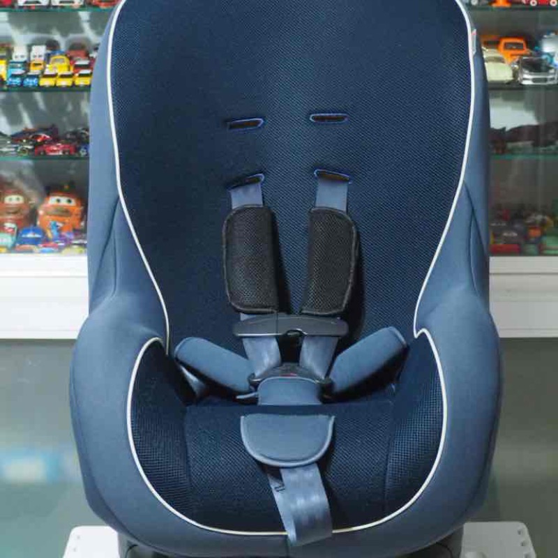 คาร์ซีท TAKATA | mombiestreet สินค้าแม่และเด็ก