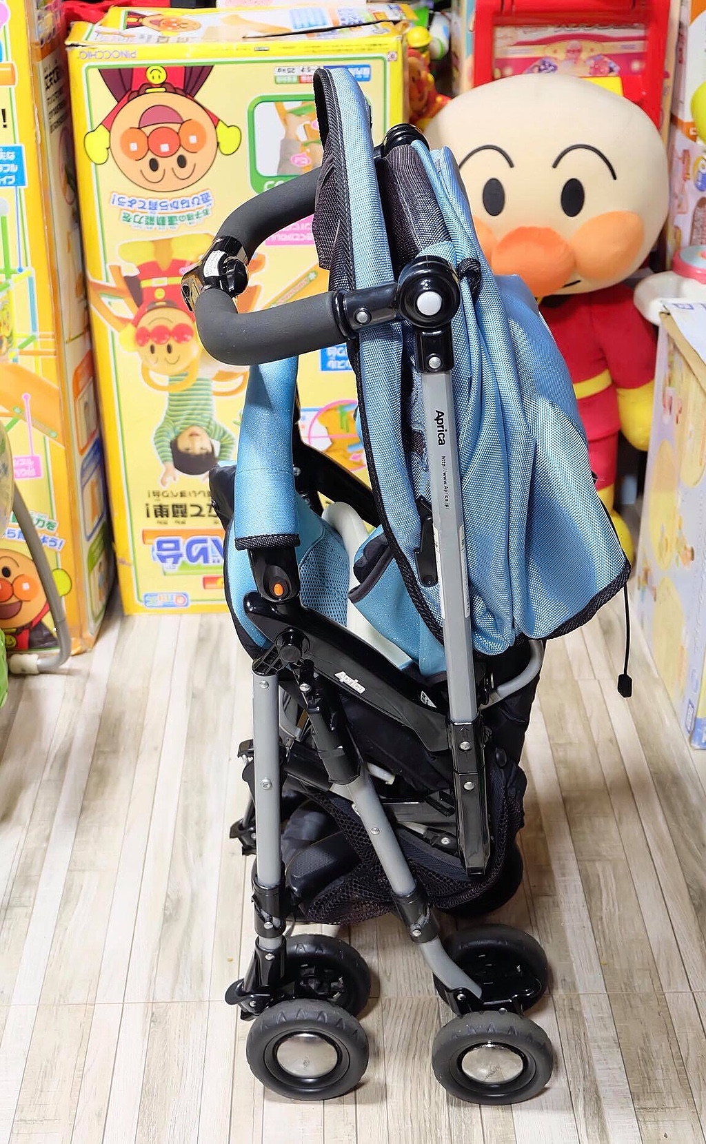 รถเข็น Aprica รุ่น Very mini | mombiestreet สินค้าแม่และเด็ก