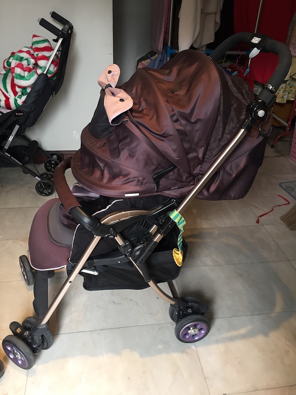 รถเข็น Combi สีชมพู | mombiestreet สินค้าแม่และเด็ก