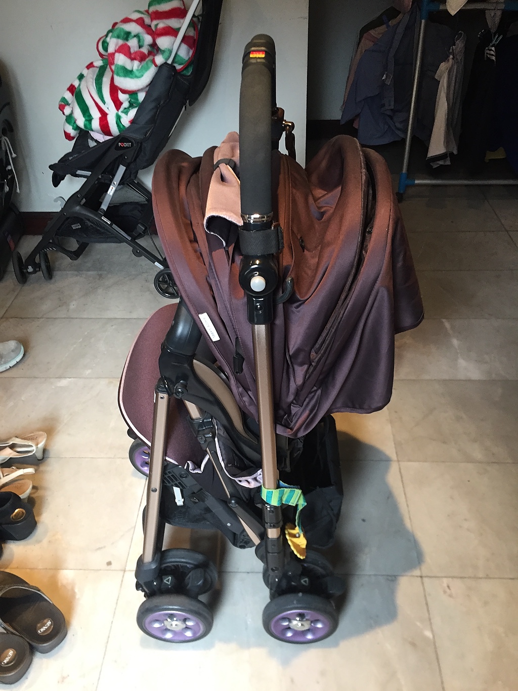 รถเข็น Combi สีชมพู | mombiestreet สินค้าแม่และเด็ก